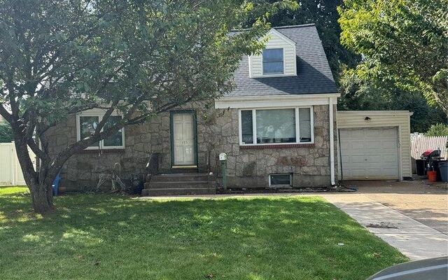 355 Sylvan Ln, Westbury, NY 11590