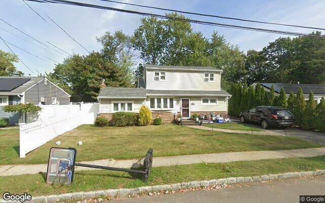 1439 Lombardy Blvd, Bay Shore, NY 11706