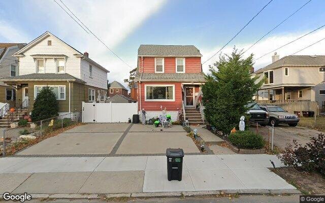 156-14 102nd St, Howard Beach, NY 11414