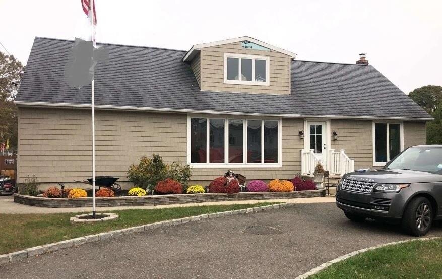 231 Terry Rd, Sayville, NY 11782