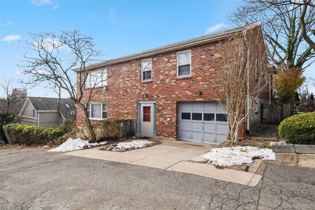 6209 Spencer Ter, Bronx, NY 10471