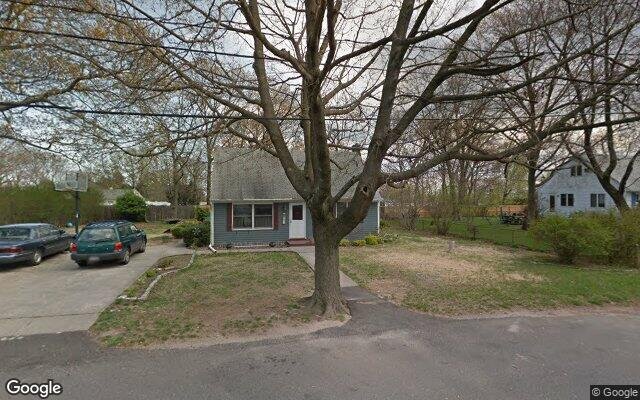 7 Wabil Rd, Miller Place, NY 11764