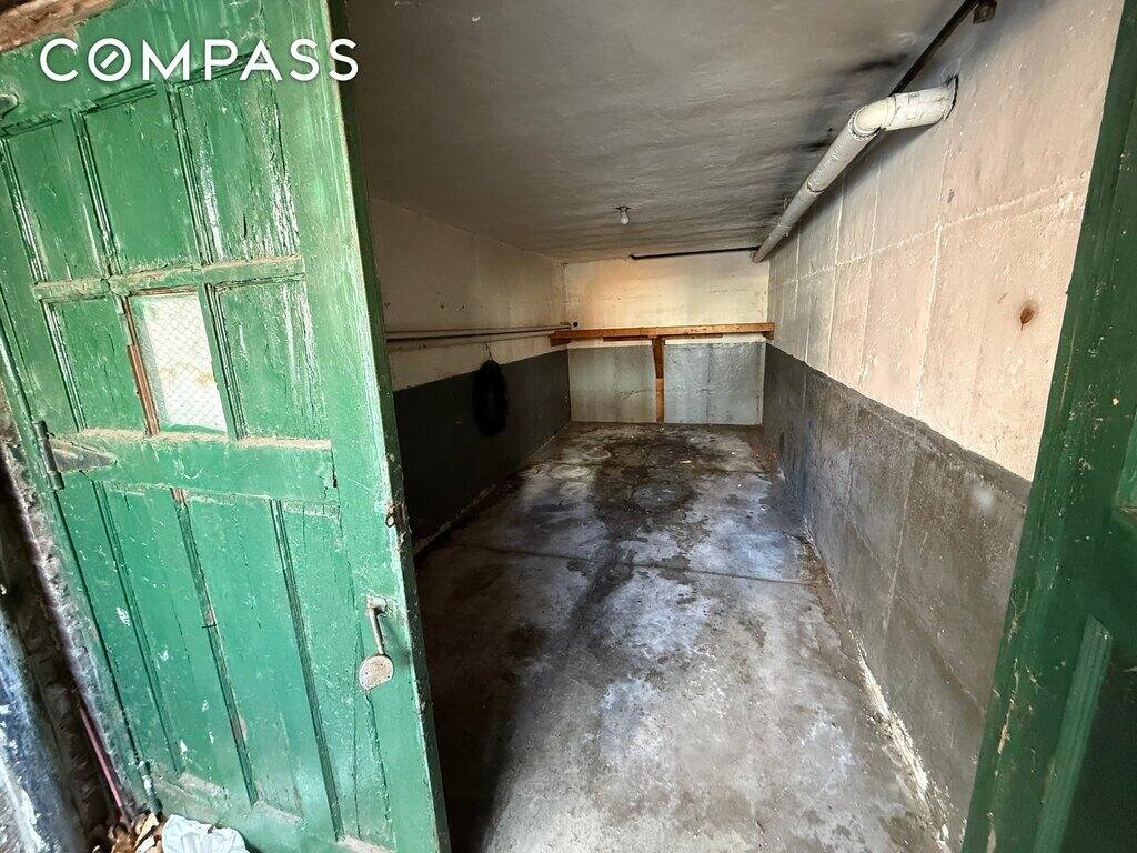 854 Bay Ridge Ave, Brooklyn, NY 11220